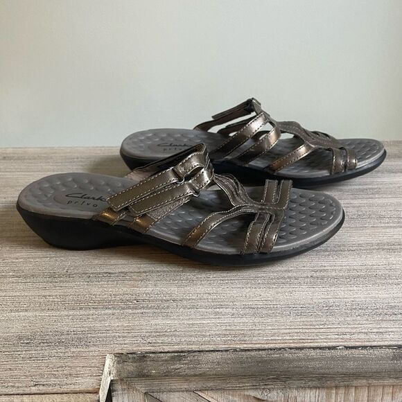 Clarks | Shoes | Clarks Metallicslip On Sandals | Poshmark